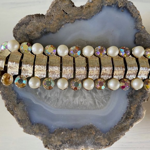 Vintage | Jewelry | 96s Vintage Glass Pearl Rhinestone Bracelet | Poshmark
